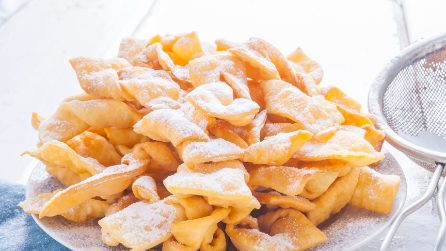 Lemon Angel Cake Bars | Cookist.com