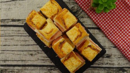 Quadratini di pasta sfoglia: la ricetta dei salatini per aperitivo ...